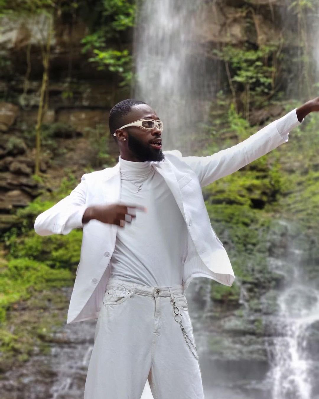 Banzy Banero, the Orphan turned Singer brings joy with “Hossana”